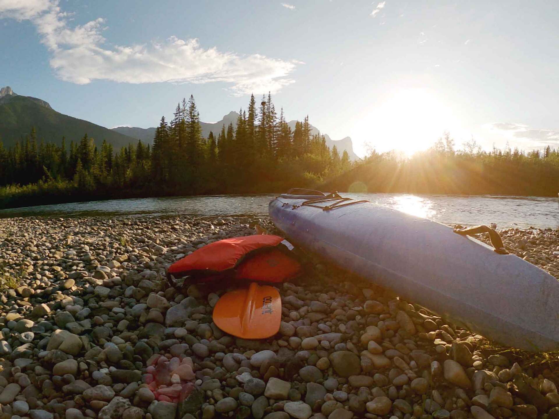 Canmore Canoe - Tourisme Alberta